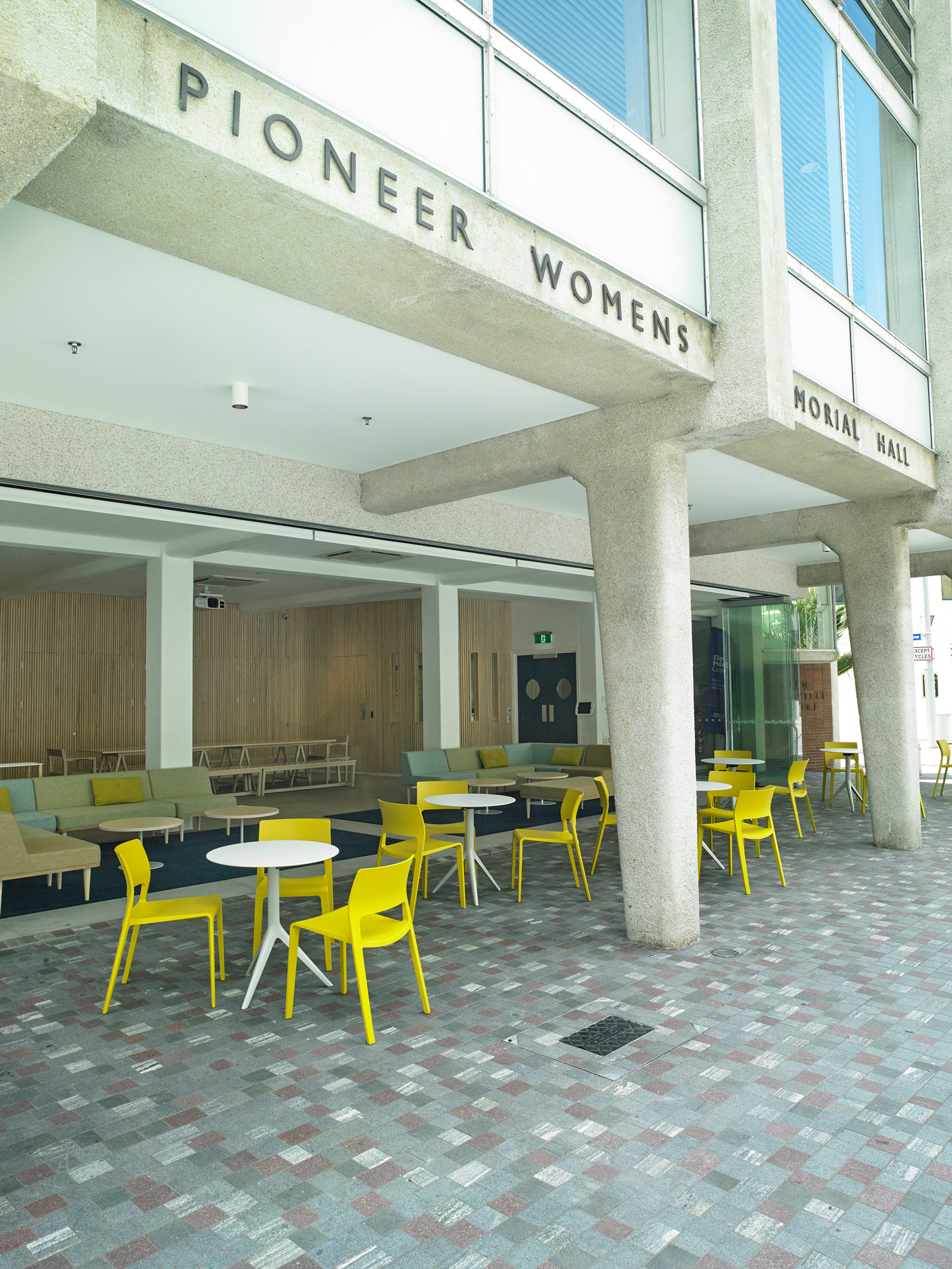 Sculpture on the gulf opens. - Stevens Lawson Architects